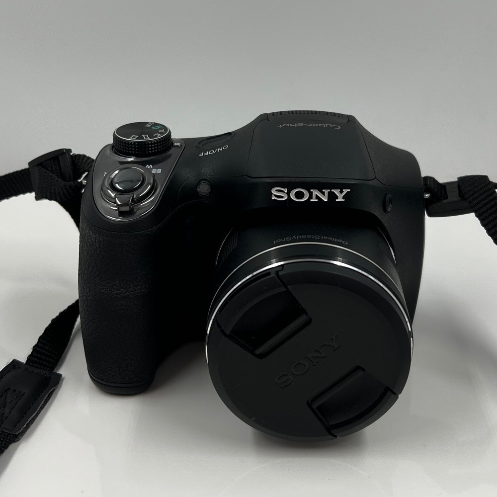 Pre-owned SONY CYBERSHOT DSC-H300 20.1MP CAMERA - Own4Less